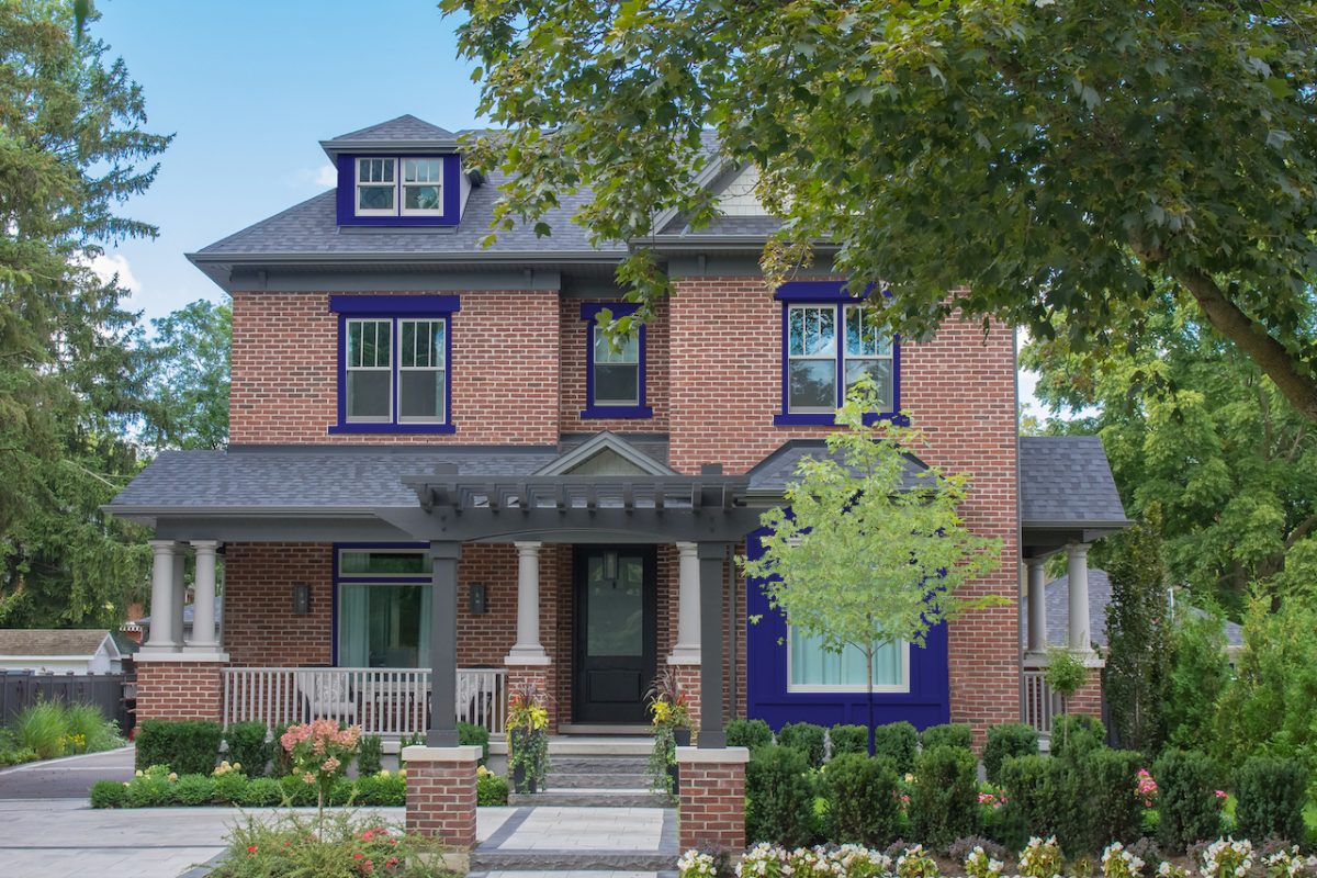 17 Exceptional Trim Colors to Elevate Your Brick House Aesthetic
